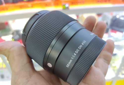 Sigma 56mm f/1.4 DC DN Sony E витрина S№53765488