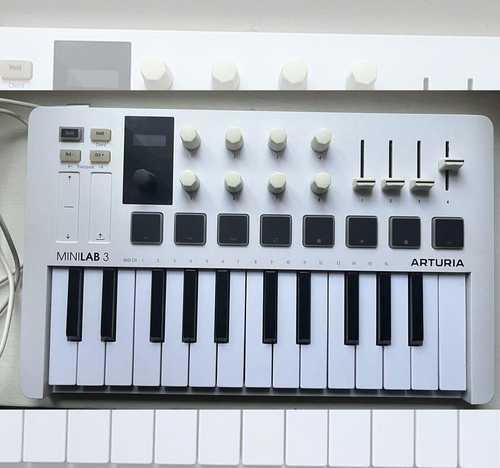 Midi-клавиатура Arturia minilab 3