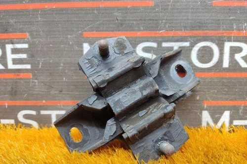 Подушка кпп Mercedes-Benz M-Class W163 612.963