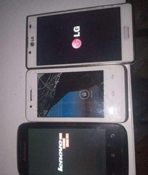 Три полуживых телефона с батареями