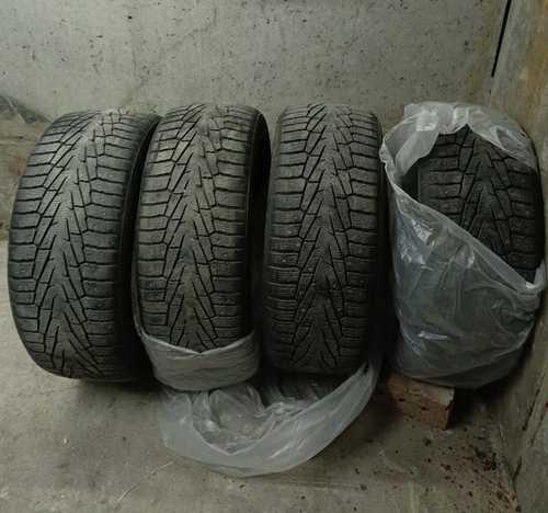 Nokian Tyres Hakkapeliitta 7 SUV 265/45 R21