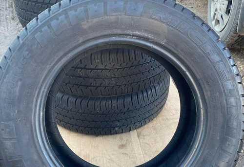 Michelin Agilis 51 215/65 R16C 106T