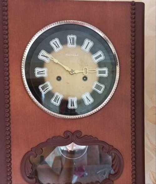 Часы настенные янтарь