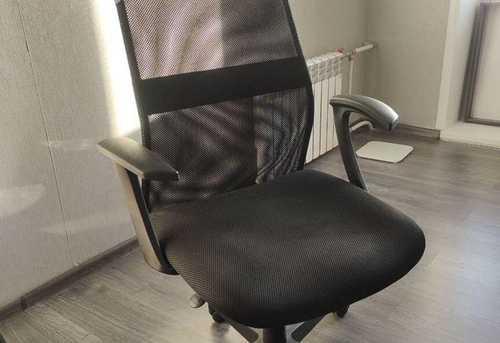 Офисное кресло "бюрократ"