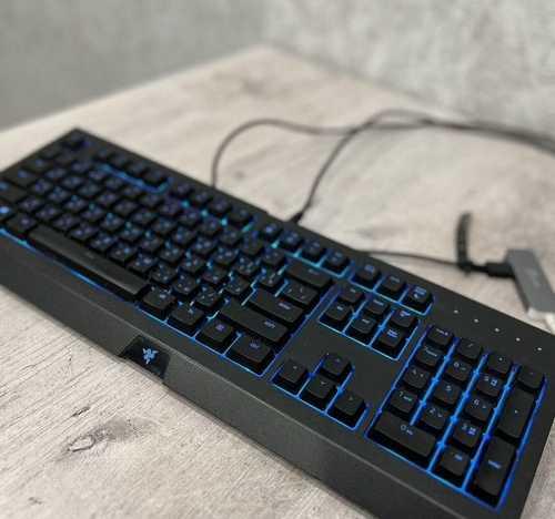 Клавиатура razer cynosa chroma