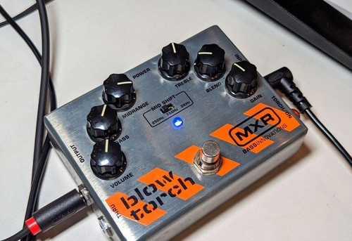 Педаль эффектов MXR Blow Torch bass