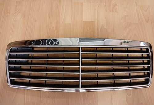 Решетка радиатора Mercedes w211