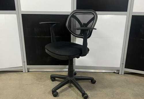 Компьютерное кресло спинка сетка