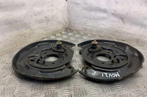 Щит опорный задний Toyota Camry V20 5SFE 1999