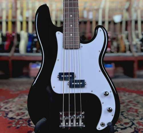 Бас-гитара DeMarco dmpb Precision Bass Black