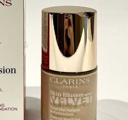 Clarins увлажняющий тональный крем 103N ivory