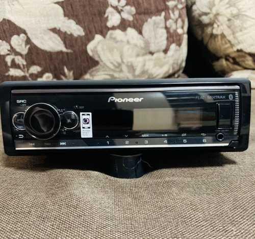 Pioneer MVH-S520BT