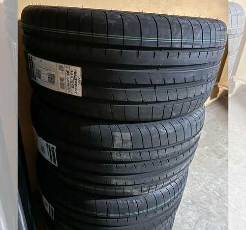 Goodyear Eagle F1 Asymmetric 3 SUV 245/45 R20 и 275/40 R20 106Y