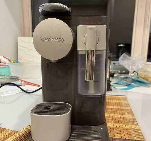 Кофемашина delonghi nespresso