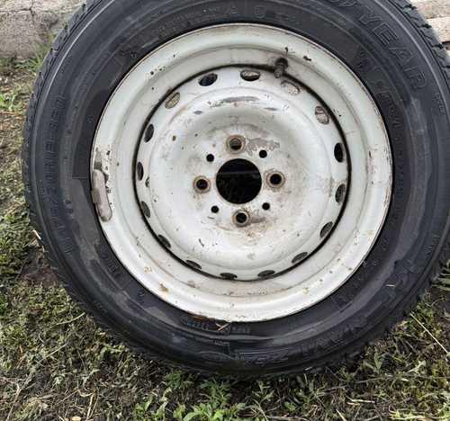 Goodyear 4x4 UG Ice Navi 175/70 R13