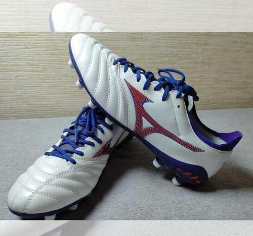 Футбольные бутсы mizuno morelia neo