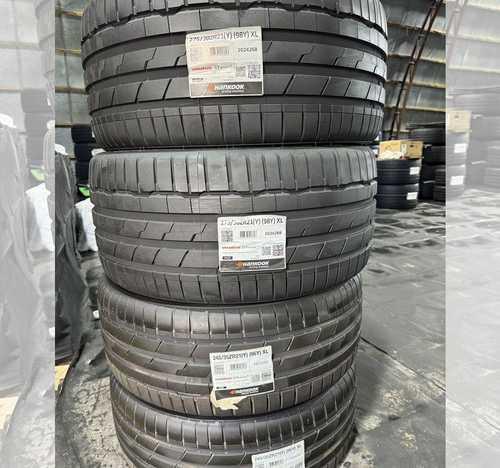 Hankook Ventus S1 Evo 3 K127 245/35 R21 и 275/30 R21 102Y