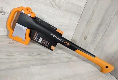 Топор-колун X17 M Fiskars