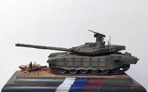 Т-90мс (модель на подставке, масштаб 1/72)