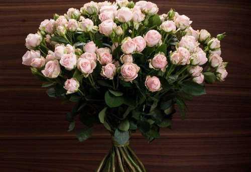 Букет Кустовых Роз подарок на 8 марта