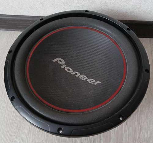 Сабвуфер Pioneer TS-W304R