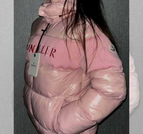 Пуховик moncler розовый