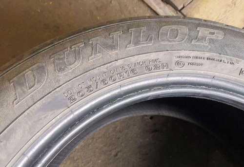 Dunlop SP Sport 2050 205/60 R16