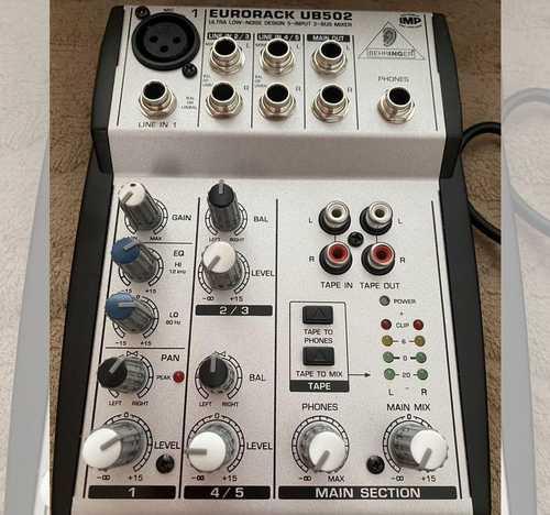 Микшерный пульт behringer eurorack UB502