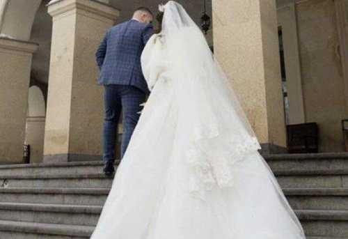 Фирменное свадебное платье в аренду