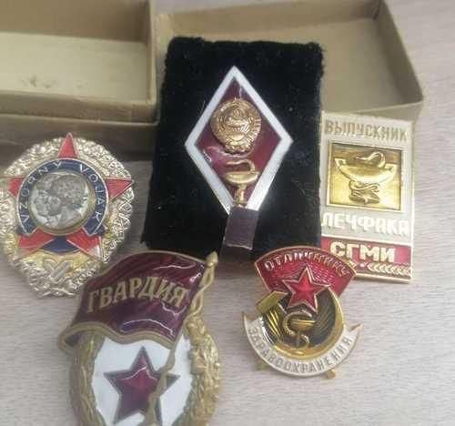 Значки СССР