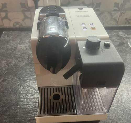 Кофемашина delonghi nespresso en 520