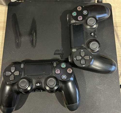 Sony PlayStation 4 Slim, 500 гб, 2 геймпада