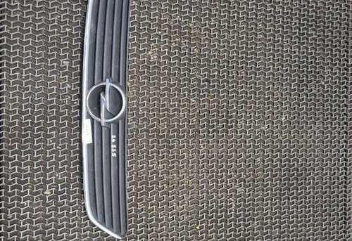 Решетка радиатора Opel Astra G, 2003