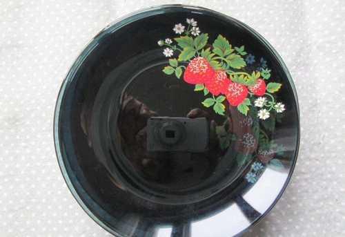 Тарелки, темное стекло с рисунком. 80-e годы, СССР