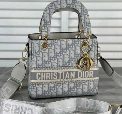 Сумка женская от Christian Dior