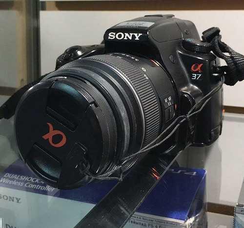 Фотоаппарат Sony SLT-A37 Отличный