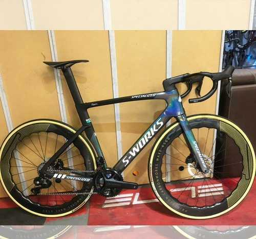 Шоссейный велосипед specialized