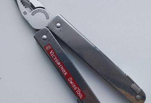 Мультитул Victorinox SwissTool 3.0323