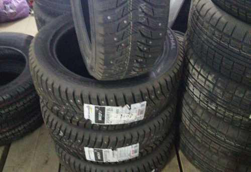 Marshal WinterCraft Ice WI31 215/55 R17