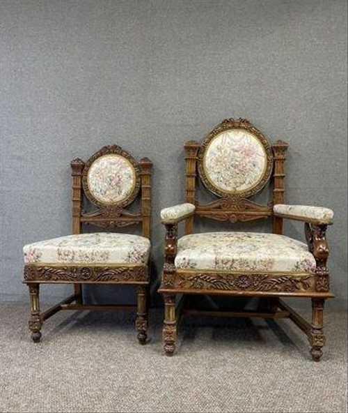 Антикварный комплект кресло и стул