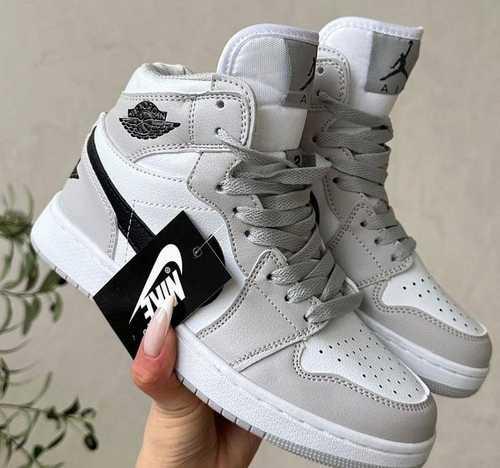 Nike Air Jordan 1 женские