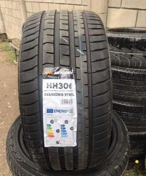 Headway HH306 245/40 R18