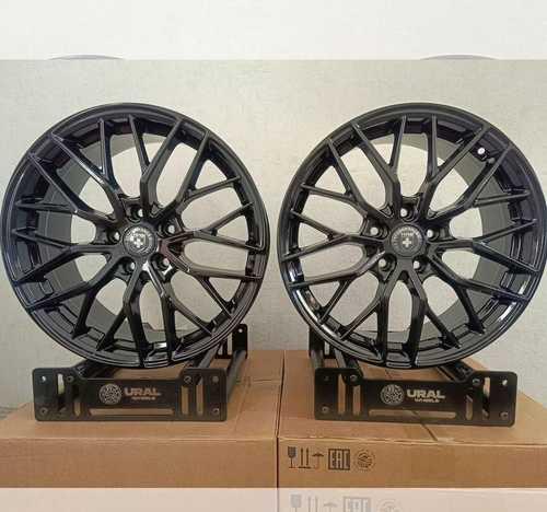 R18 5x114,3 black