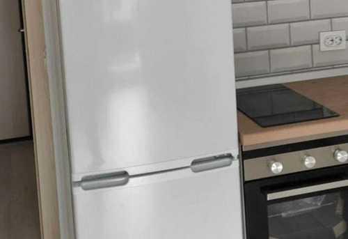 Холодильник новый atlant