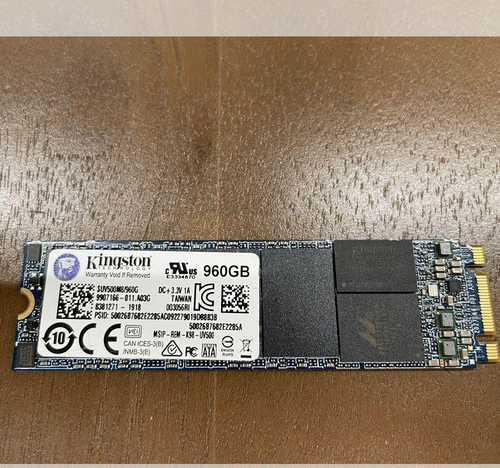 SSD M.2 2280 960Gb Kingston UV500 SUV500M8/960G