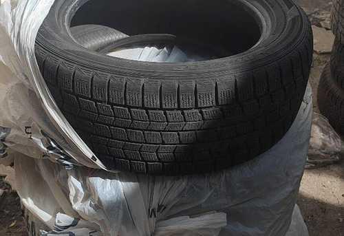 Dunlop Graspic HS-3 2.25/4.5 R15