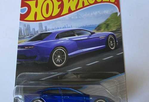 Hot wheels Lamborghini Estoque / Luxury Sedans