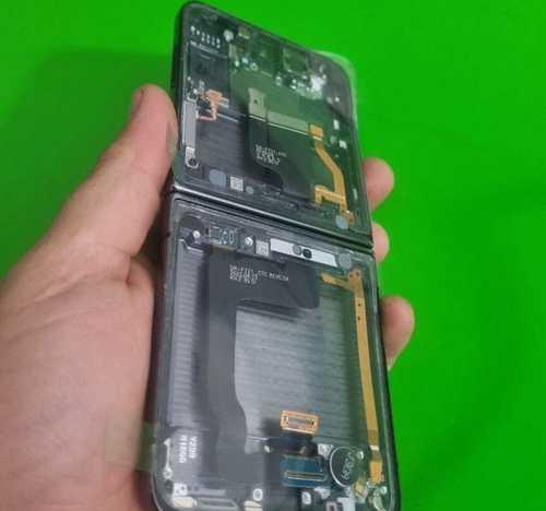 Samsung galaxy Z flip 4 F721b