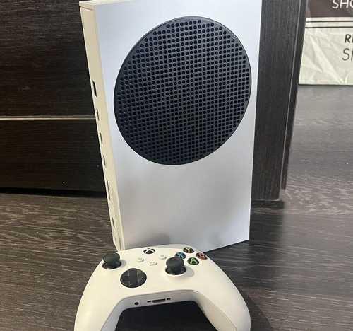 Xbox series s 500 гб