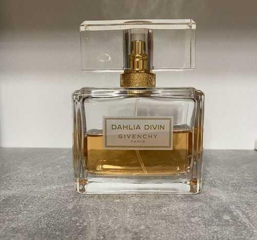 Givenchy dahlia divin